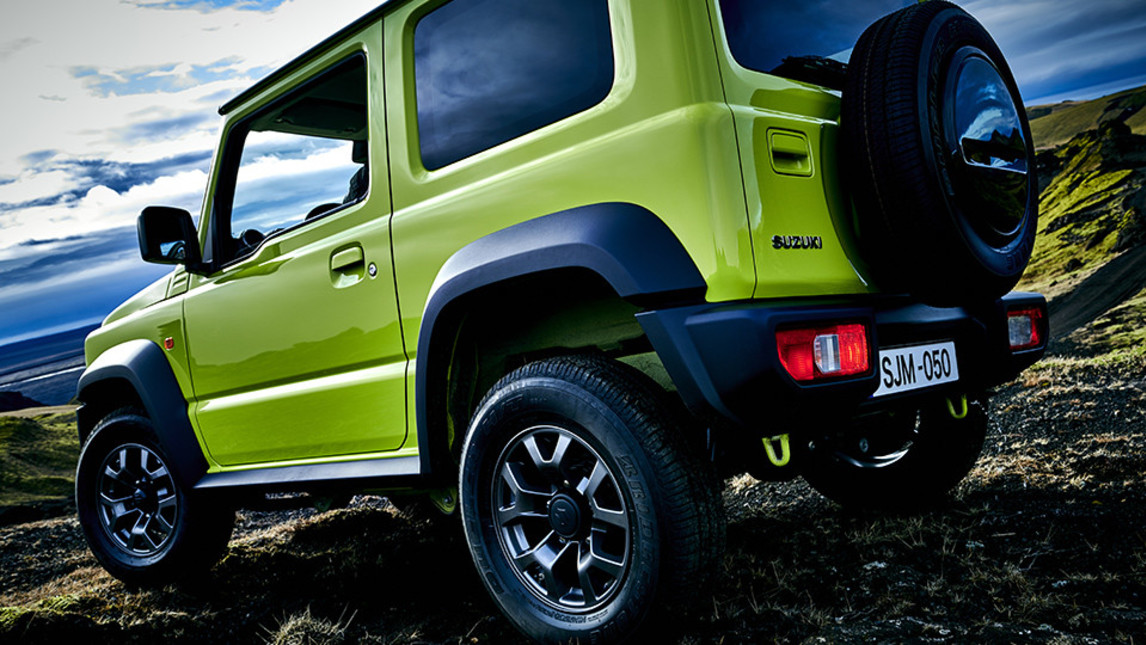 Nuovo Suzuki Jimny, simpatia in formato 4x4