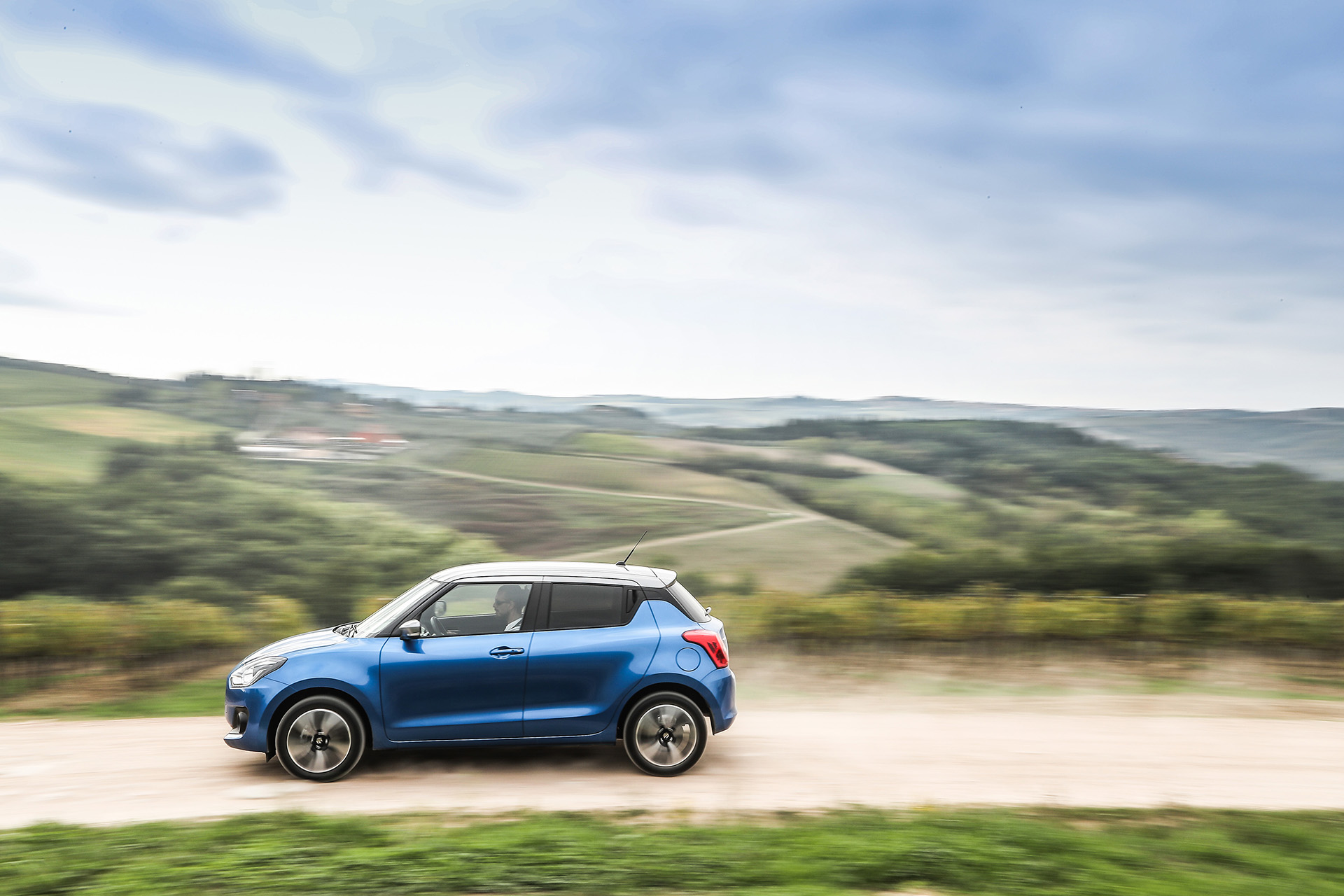 Prova Suzuki Swift 1.2 Hybrid top 4WD allgrip