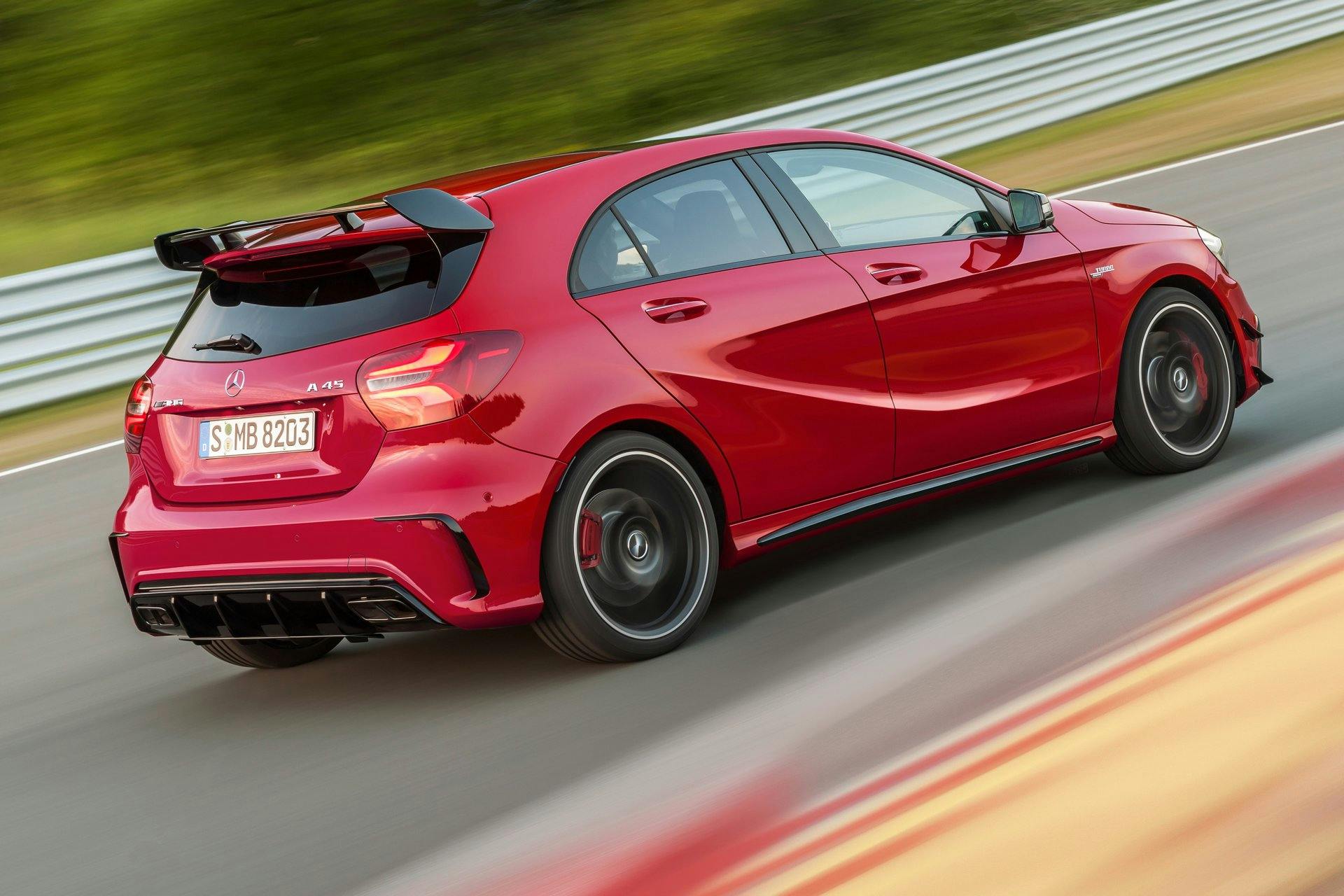 Mercedes-Benz 45 AMG: oltre 191 cv/litro