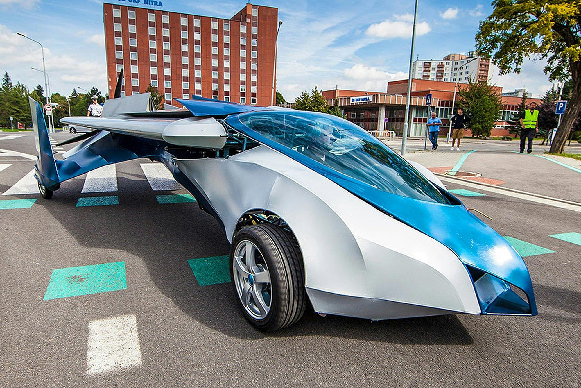 AeroMobil 3.0: l’auto che vola è realtà
