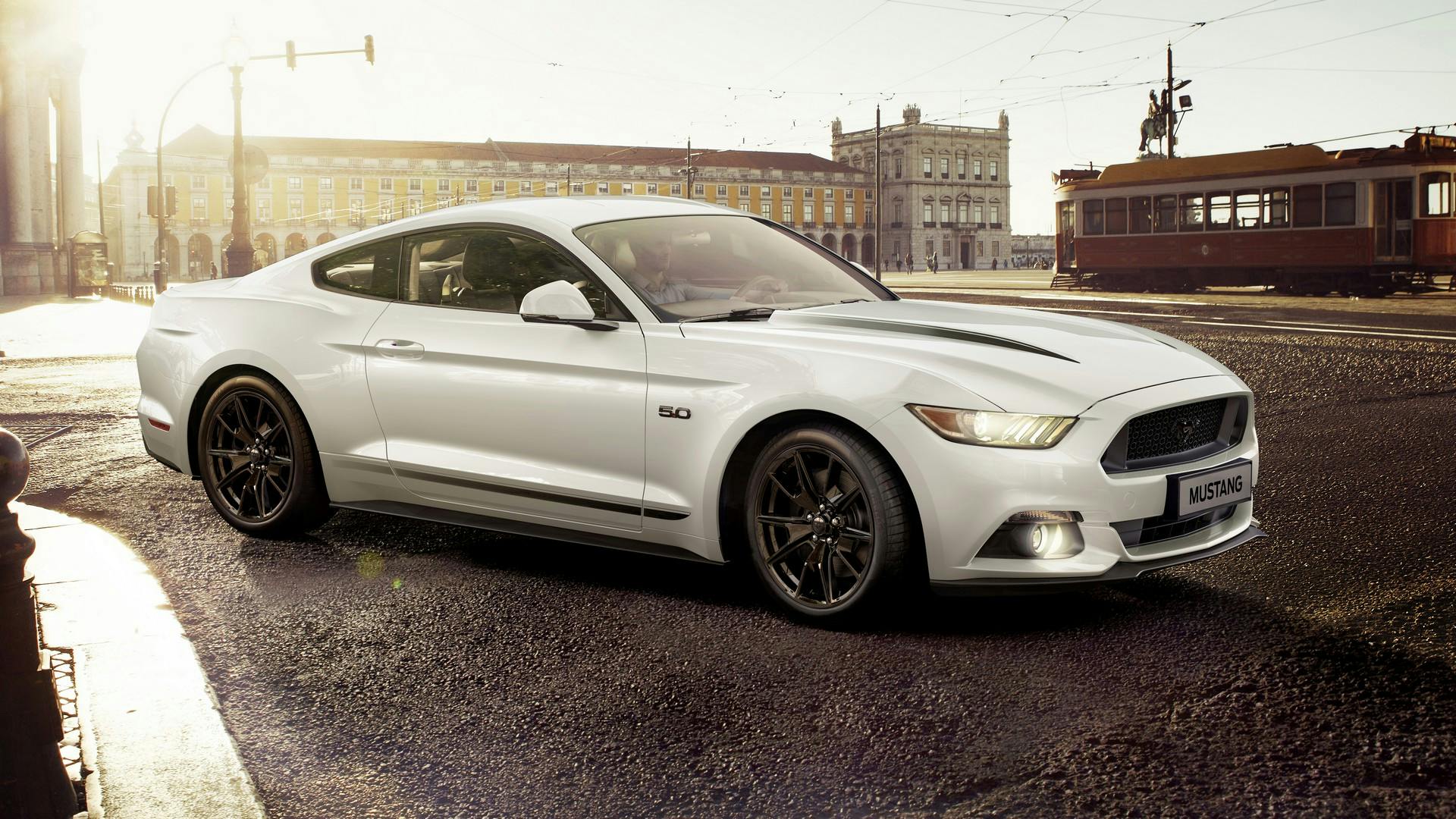 Ford Mustang Black Shadow e Blue Edition: yankee style