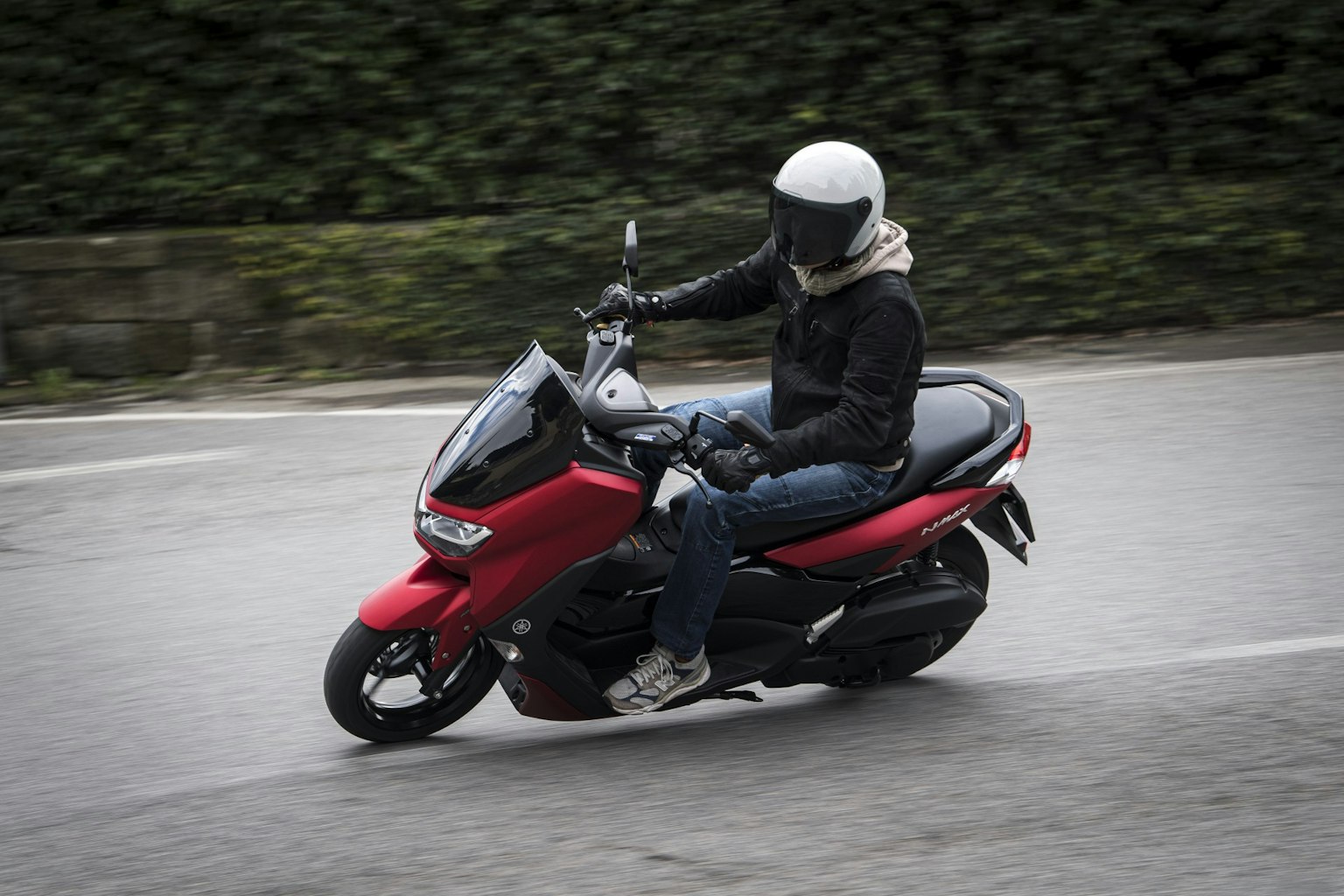 Prova Yamaha NMax e D'elight 125, quale scegliere? - RED Live