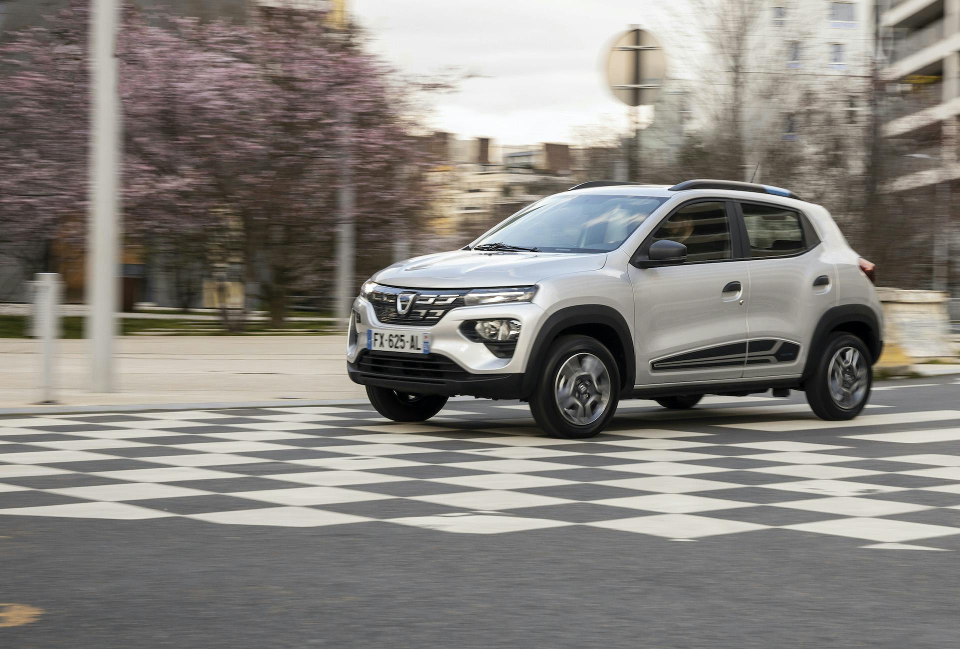 Dacia Spring | Come va l'elettrica da meno di 10.000 euro - RED Live