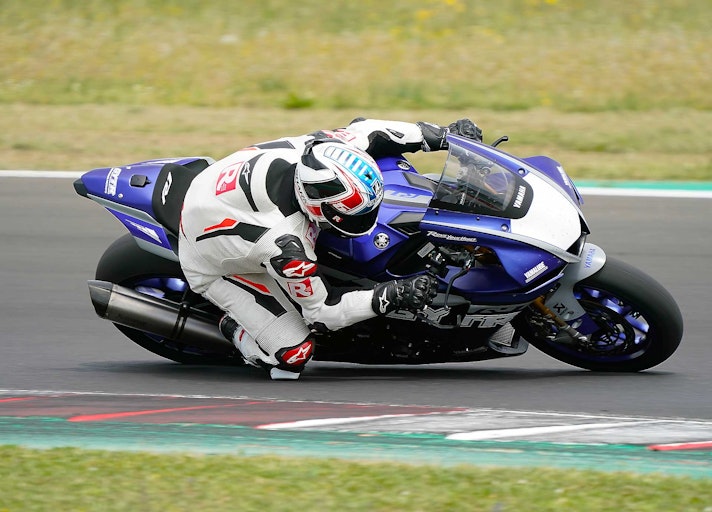 Prova Yamaha R1 GYTR ecco come va la R1 dei sogni - RED Live