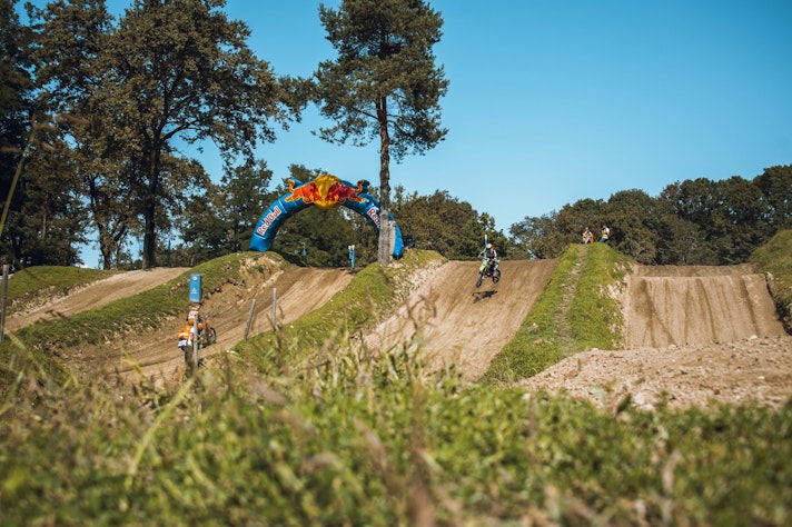 Ridin'Smoke capitolo zero, il profumo magico della miscela - RED Live