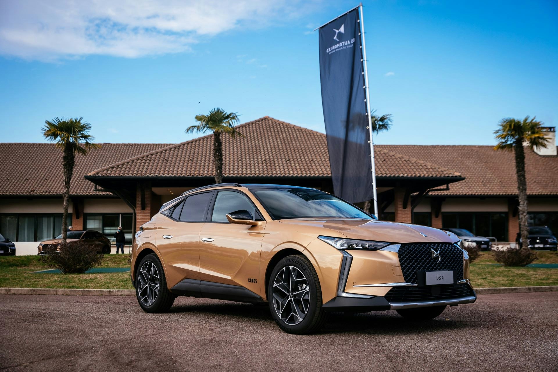 Prova su strada DS4: ecco come si guida l'ibrida plug-in da 225 CV