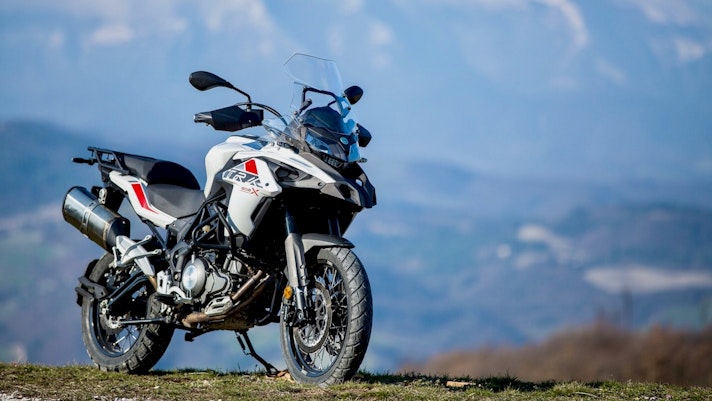 Benelli TRK 502, la promo valigie continua fino a settembre - RED Live