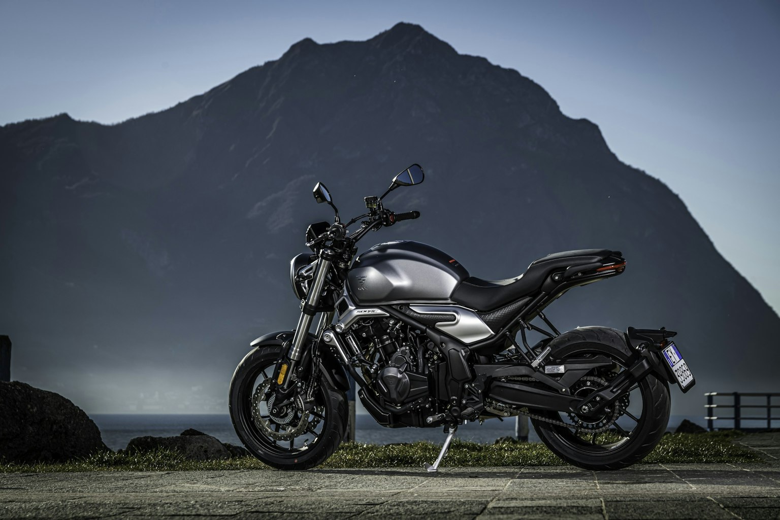 Voge Trofeo 500AC foto informazioni prezzo - RED Live