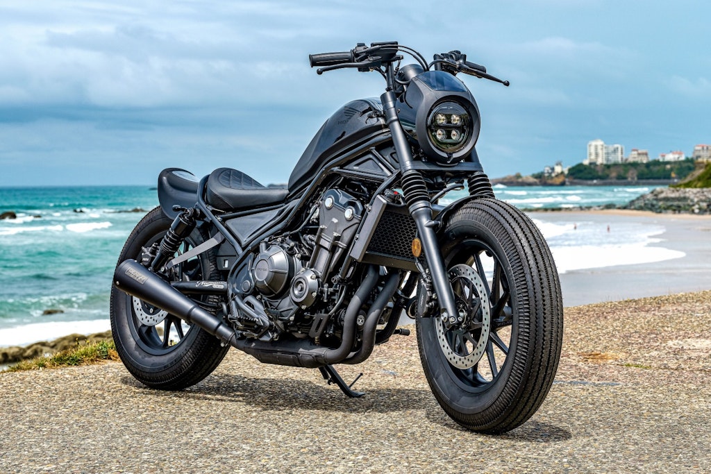 Le 10 migliori custom su base Honda Rebel, viste al Wheels and Waves
