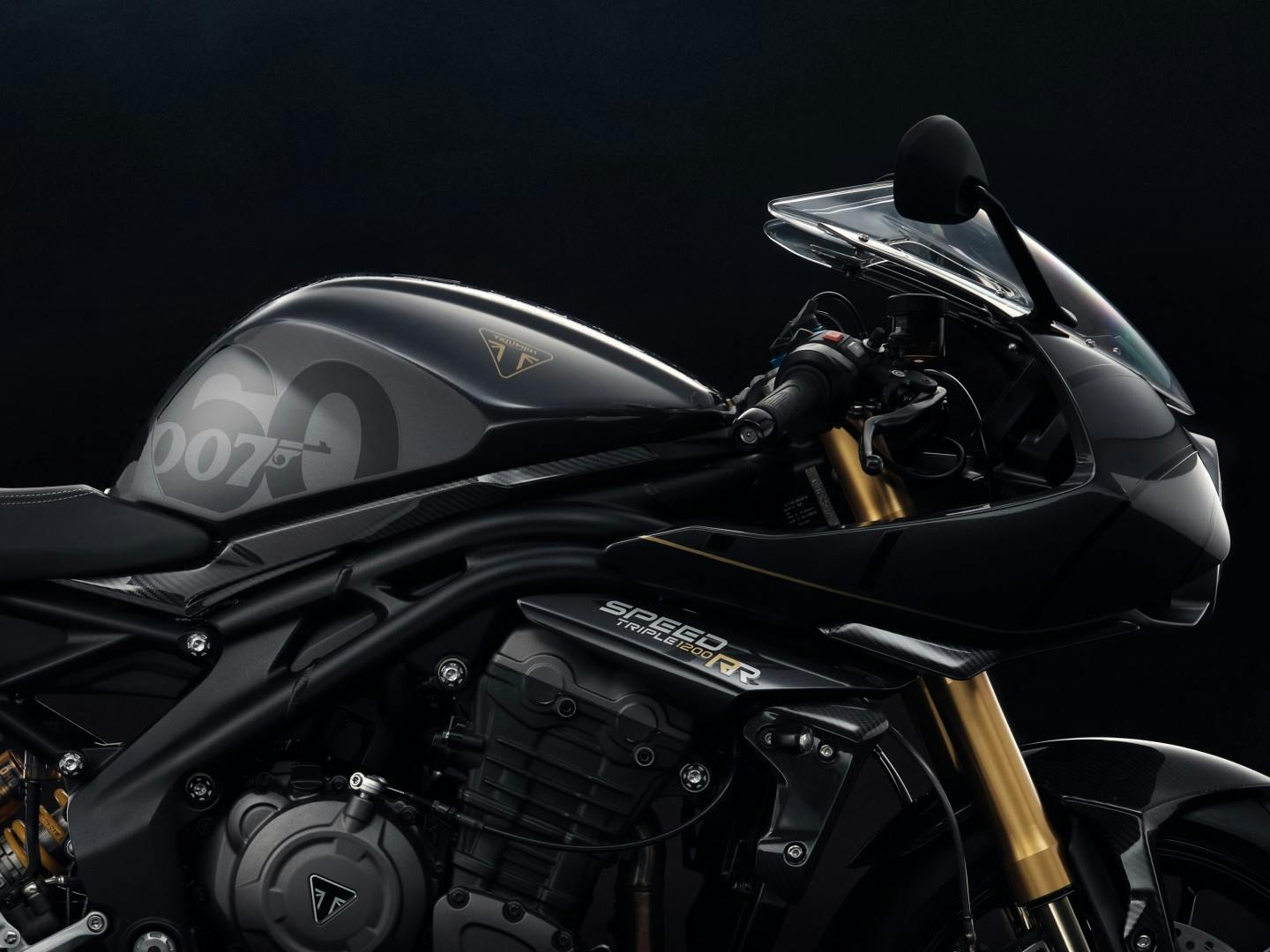 Ecco la Triumph Speed Triple 1200 di James Bond - RED Live