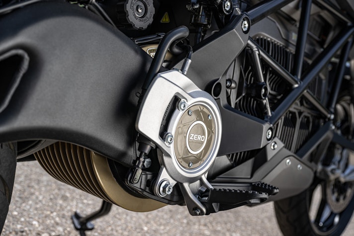 Prova Zero DSRX: ecco come va su strada e in off-road - RED Live