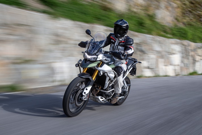 Qual è la migliore Triumph su strada e in fuoristrada? Video - RED Live