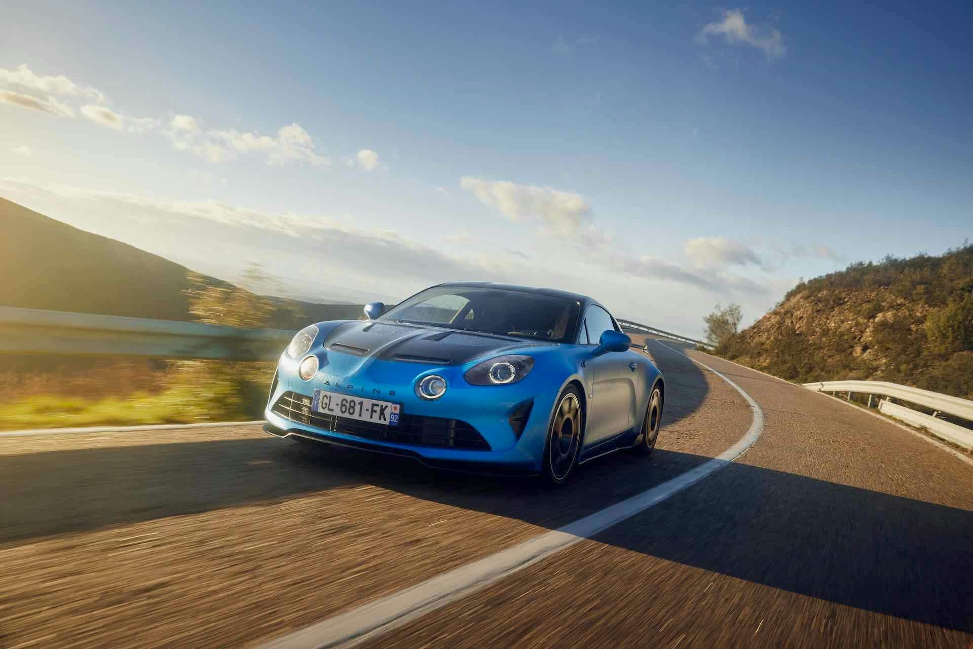 Alpine A110 R, imbattibile in pista - RED Live