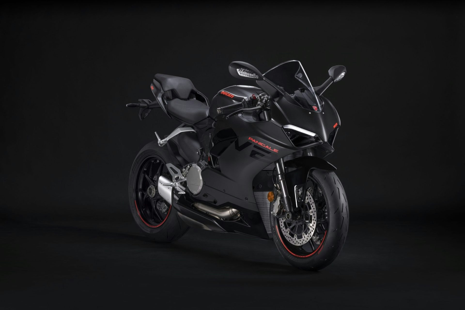 Ducati Panigale V2 Black on Black, nata nell’oscurità