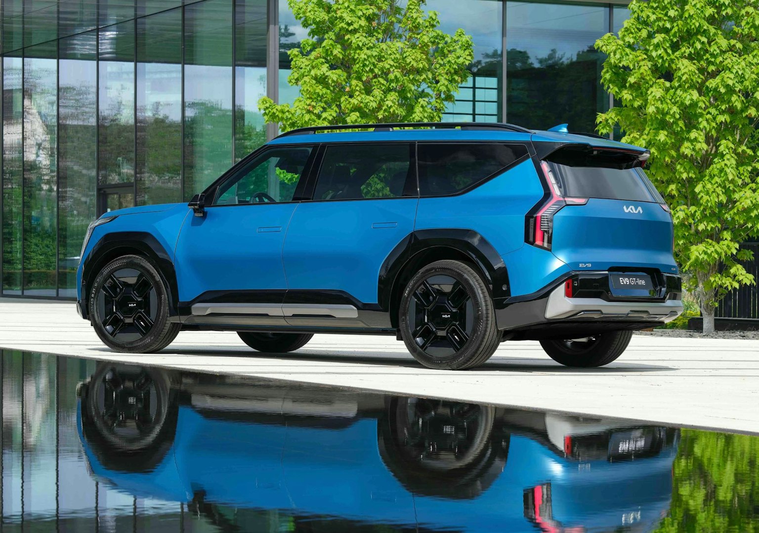 Kia EV9: svelato il listino prezzi - RED Live