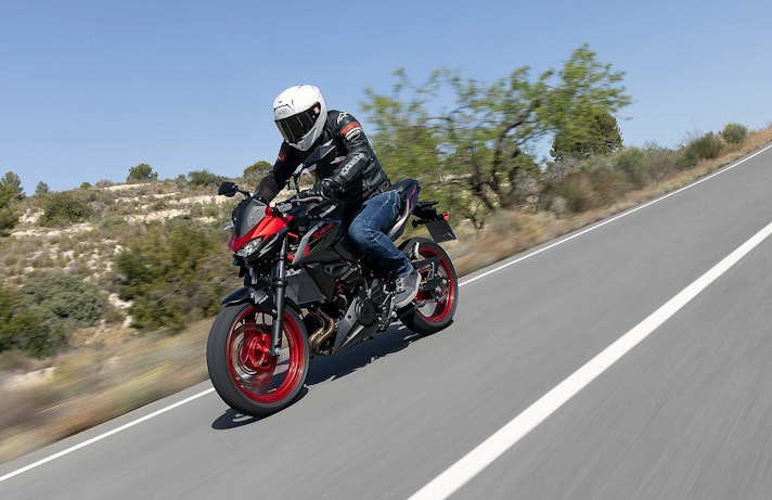 Prova Kawasaki Ninja 500 e Z500 - RED Live