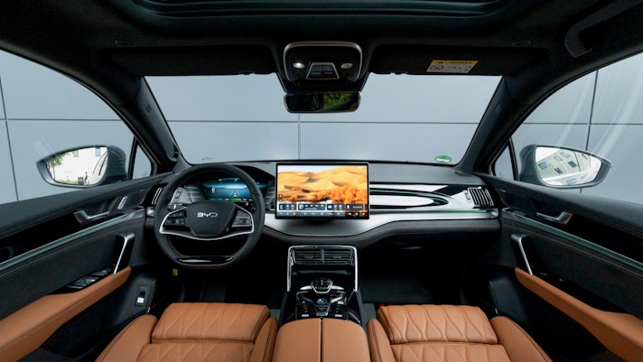 La BYD Tang sbarca in italia: il prezzo è di 72.950 euro - RED Live