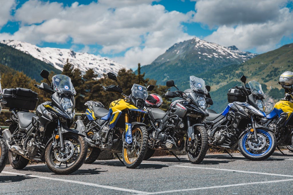 Suzuki V-Strom Day 2024, un'esperienza unica tra i passi dell’Alta Val ...