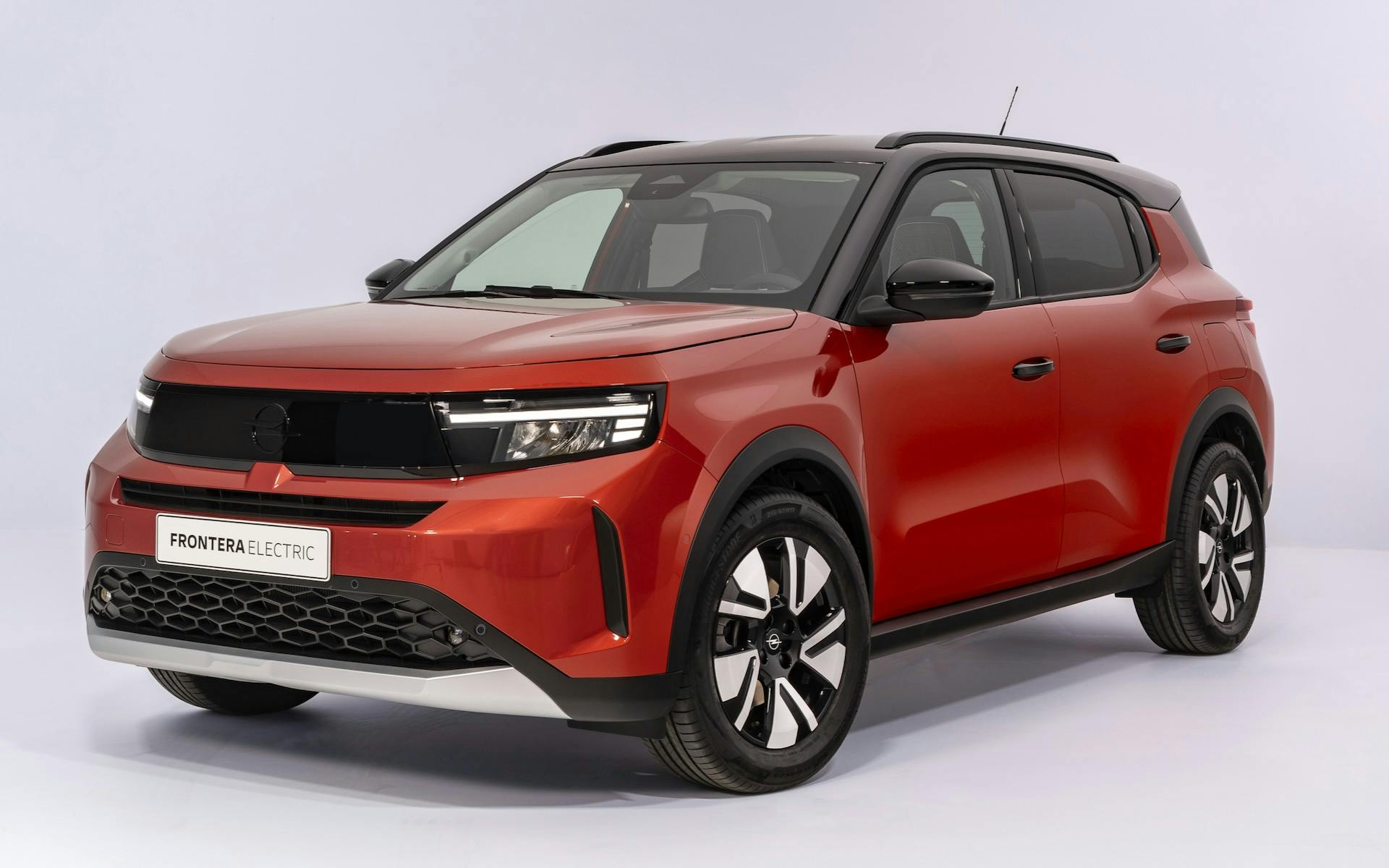 Opel Frontera 2025 - Parola d'ordine: versatilità - RED Live