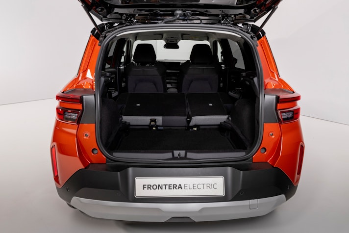 Opel Frontera 2025 - Parola d'ordine: versatilità - RED Live