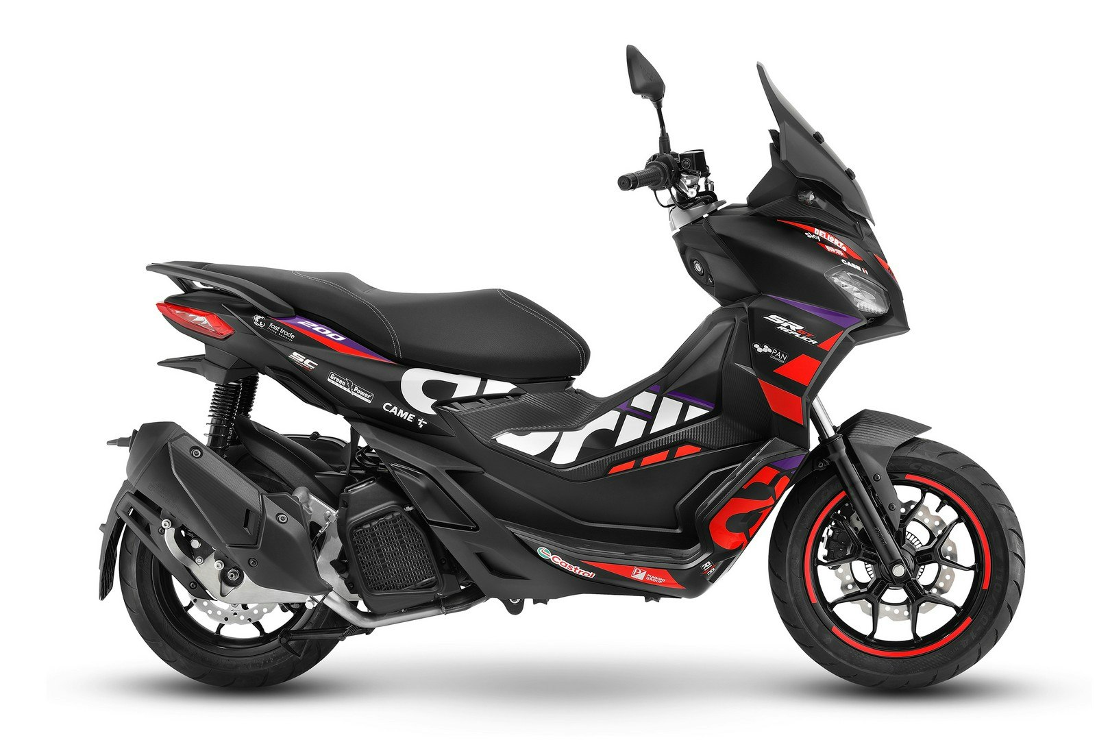 Aprilia SR GT Replica 2024: prezzi e informazioni - RED Live