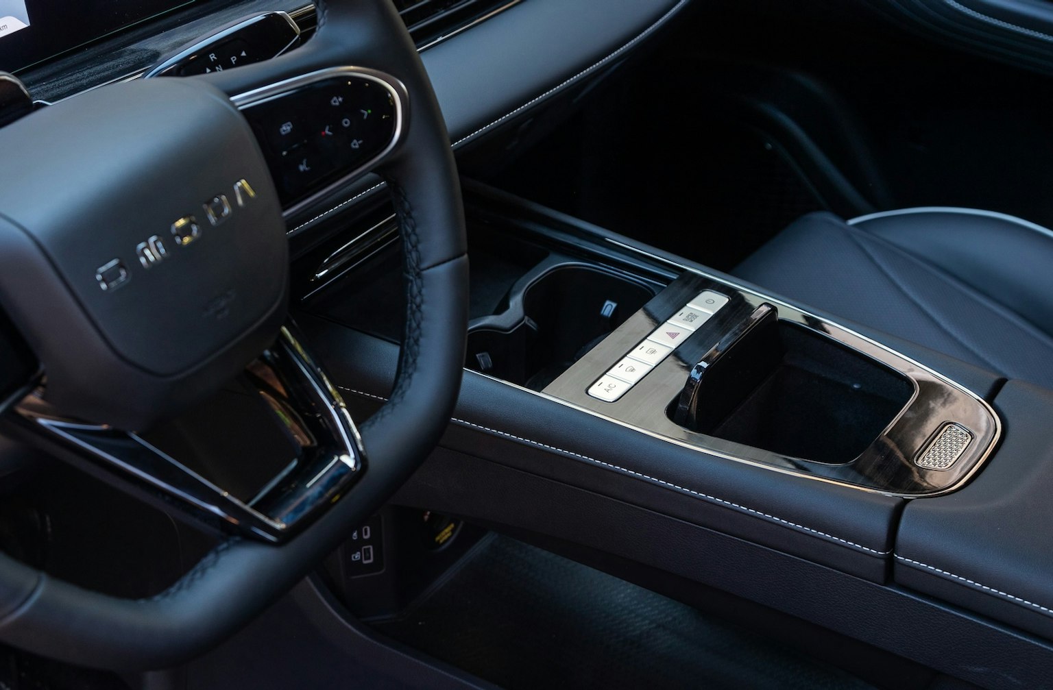 Prova Omoda 5 - SUV formato risparmio - RED Live