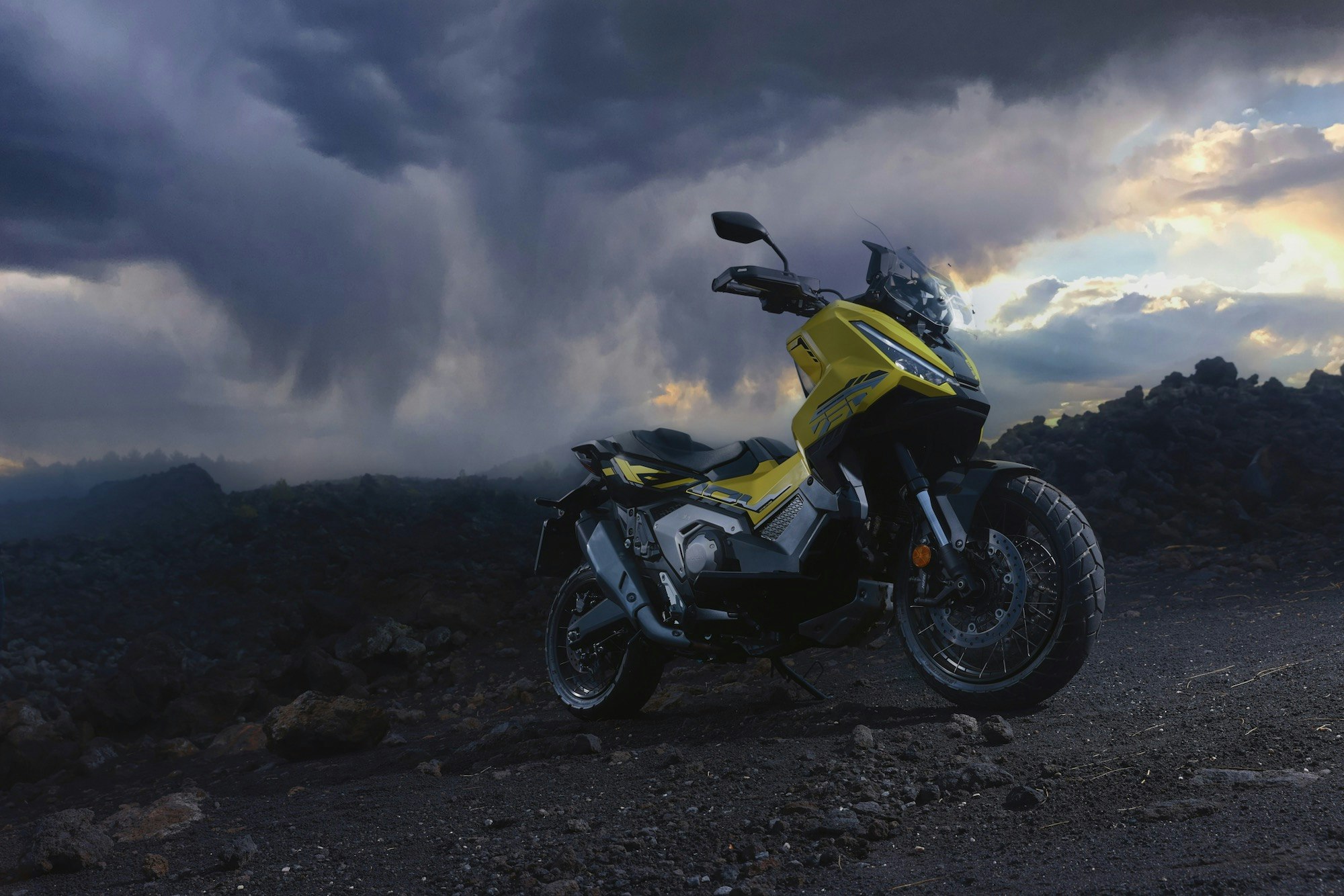 Prova Honda X-ADV 750 my 2025 - RED Live