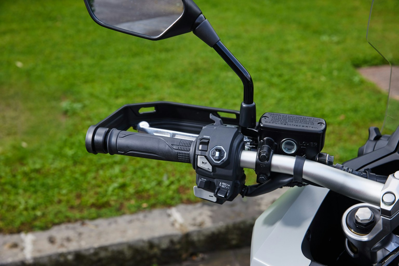 Prova Honda X-ADV 750 my 2025 - RED Live