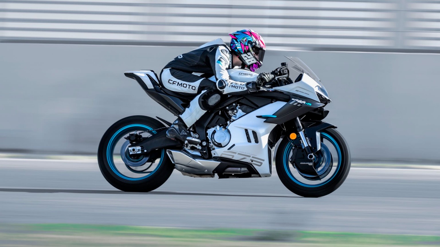 CFMoto 675SR-R, buona la prima… sportiva - RED Live