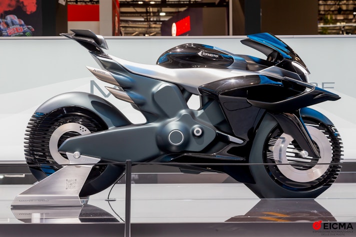 CFMoto porta a EICMA la concept bike Master of Speed e il nuovo motore V4 - RED Live