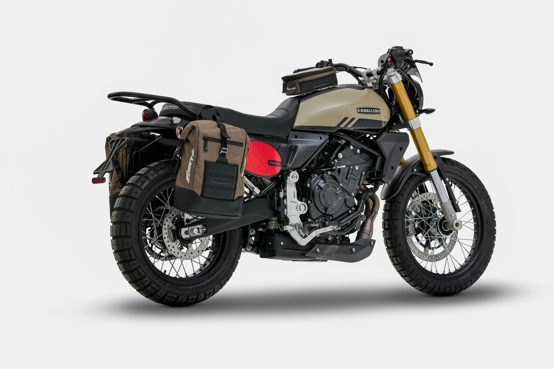 Fantic Caballero 700 - Ecco le versioni Deluxe e Travel - RED Live