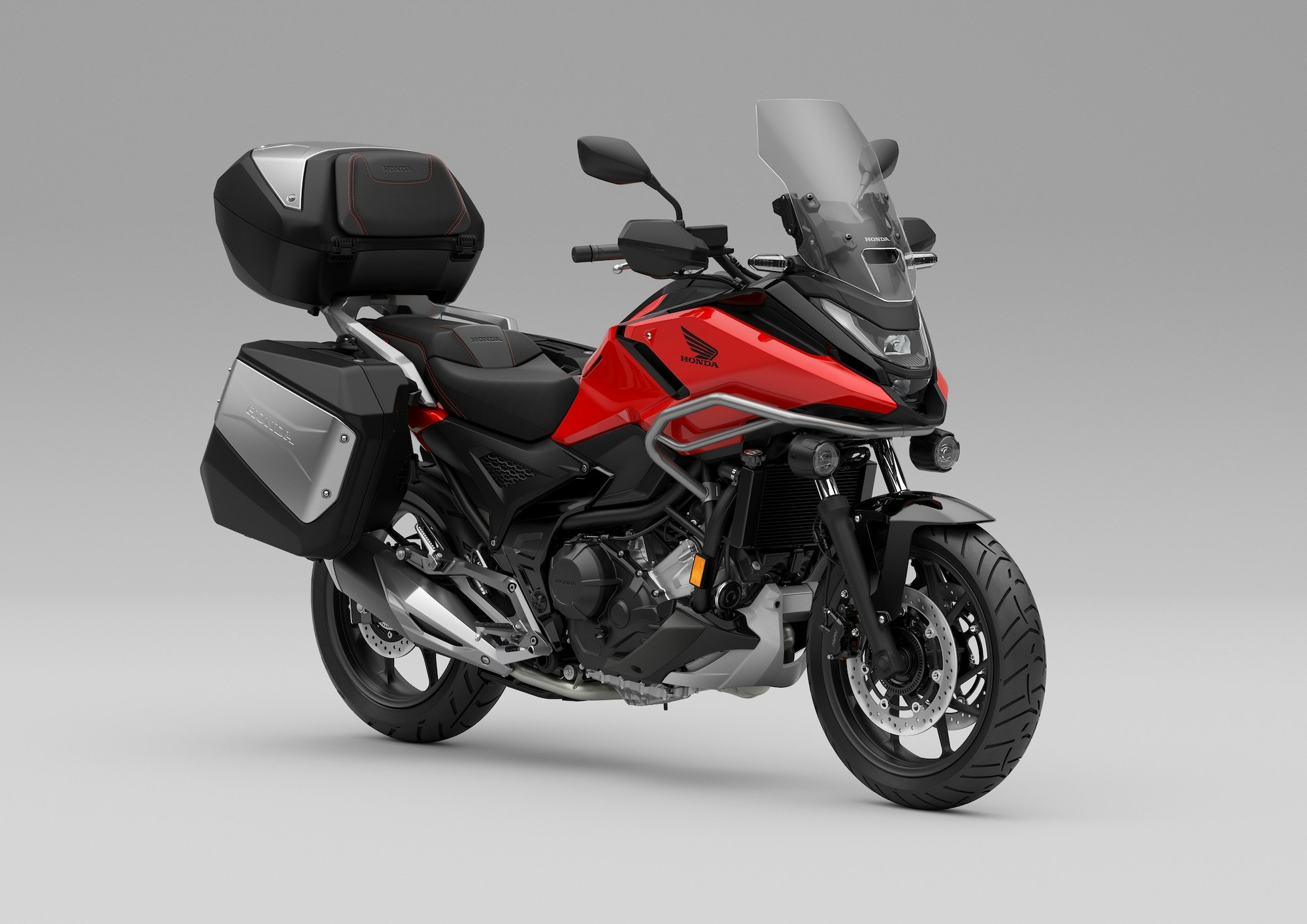 Honda NC750X my 2025 - RED Live