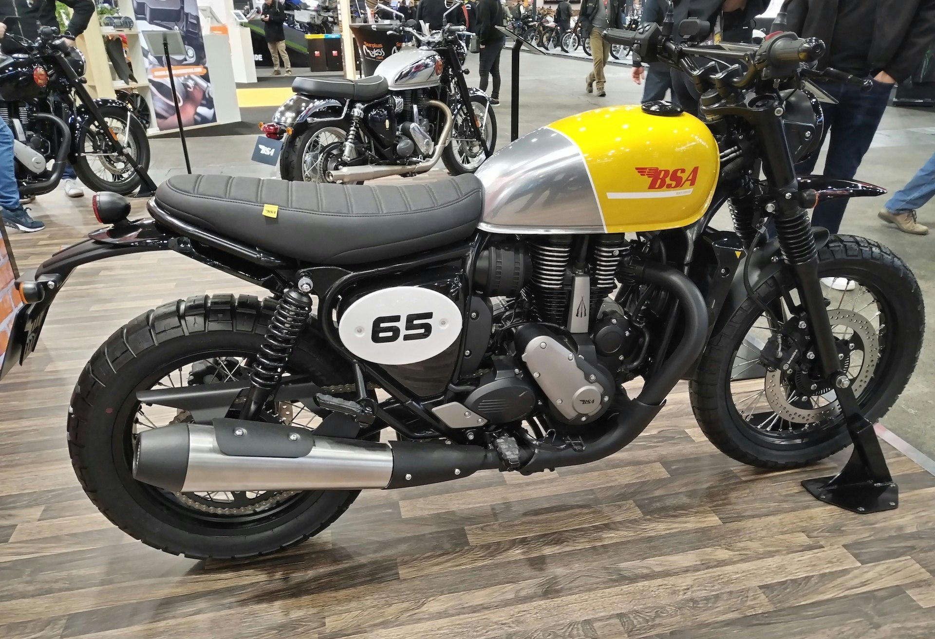 BSA presenta la nuova Scrambler 650 - RED Live