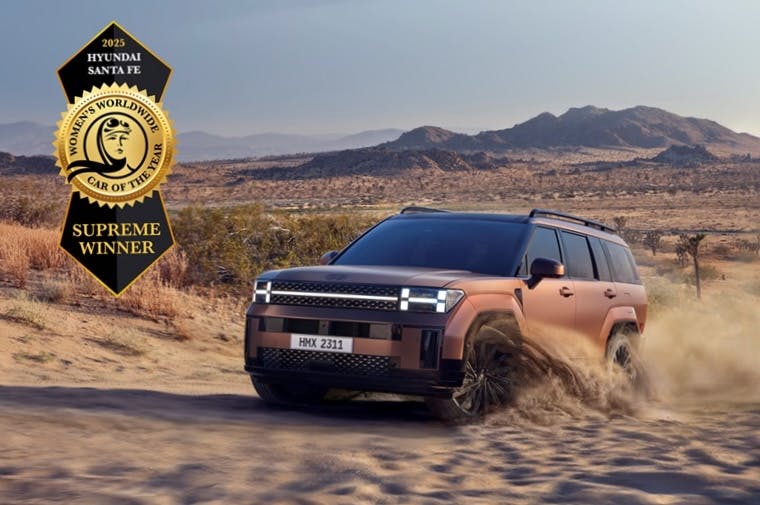 Hyundai Santa Fe è Superme Winner dei WWCOTY Awards 2025 - RED Live