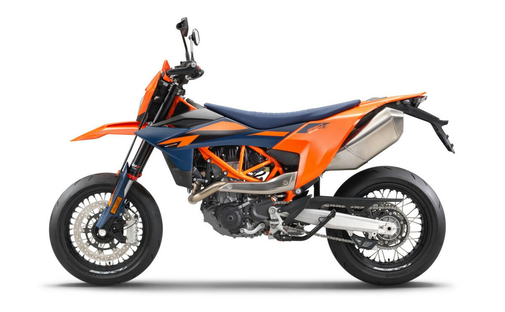 KTM 690 SMC R 2026: l'ammiraglia - RED Live