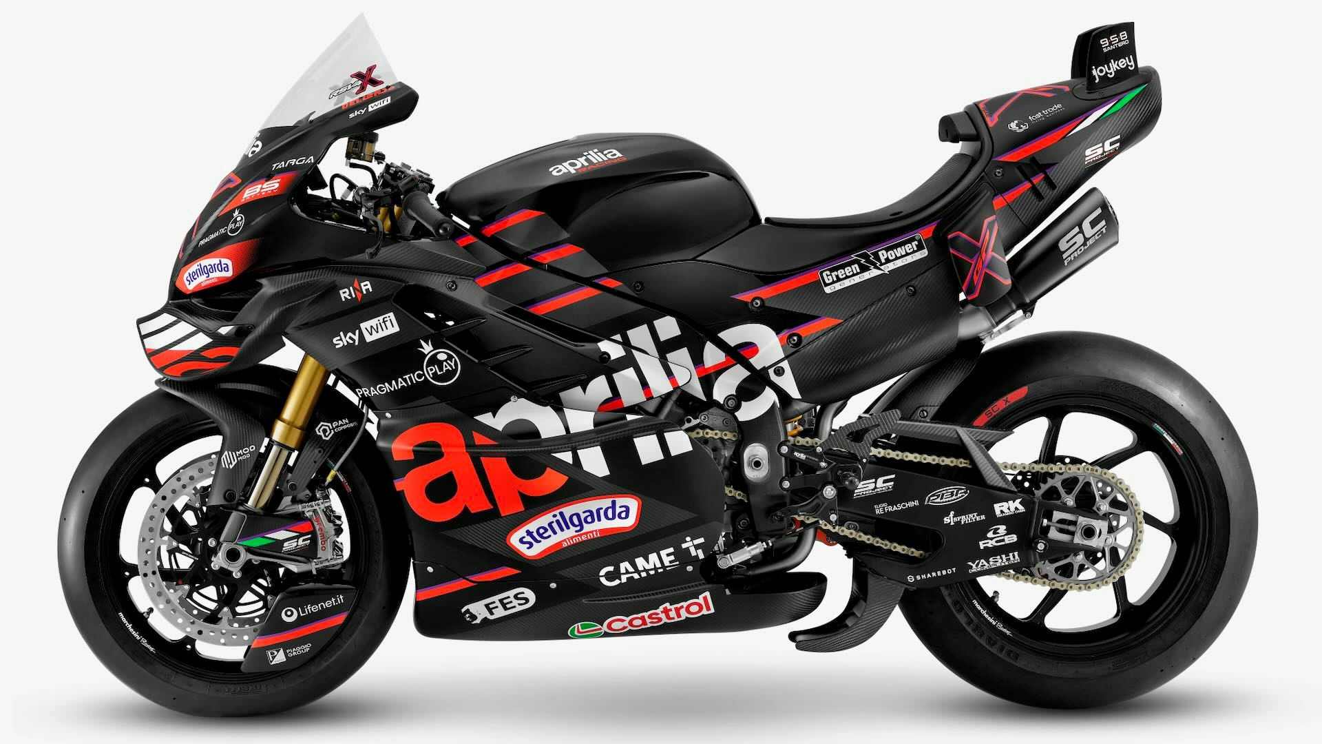 Aprilia RSV4 X-GP - Tecnologia e prestazioni da MotoGP per tutti (o quasi...) - RED Live