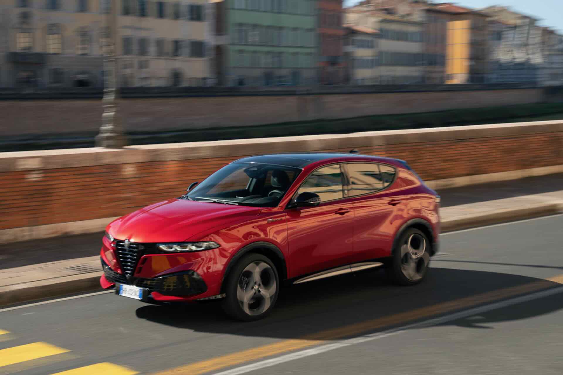 Nuova Alfa Romeo Tonale 2025, la prova su strada - RED Live