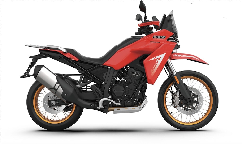 QJ Motor a EICMA 2025: tutte le novità, dalla SRT 800RX alla SRV 400VS ...